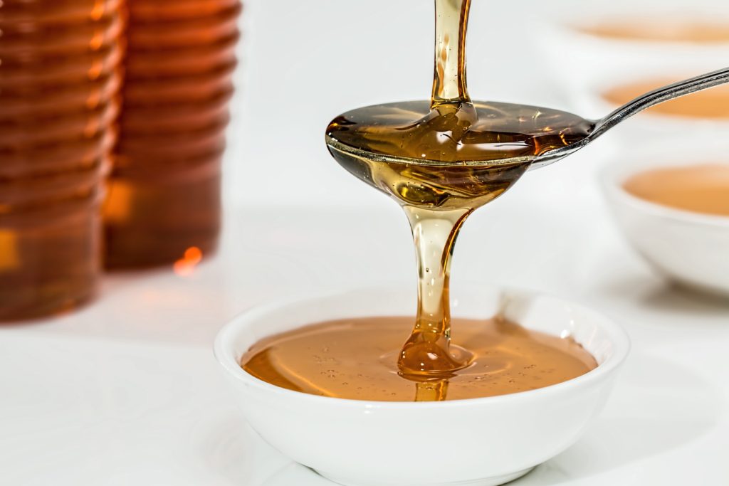 Honey Bae - The Shooks Life - Health Benefits of Raw Honey - Recipes!